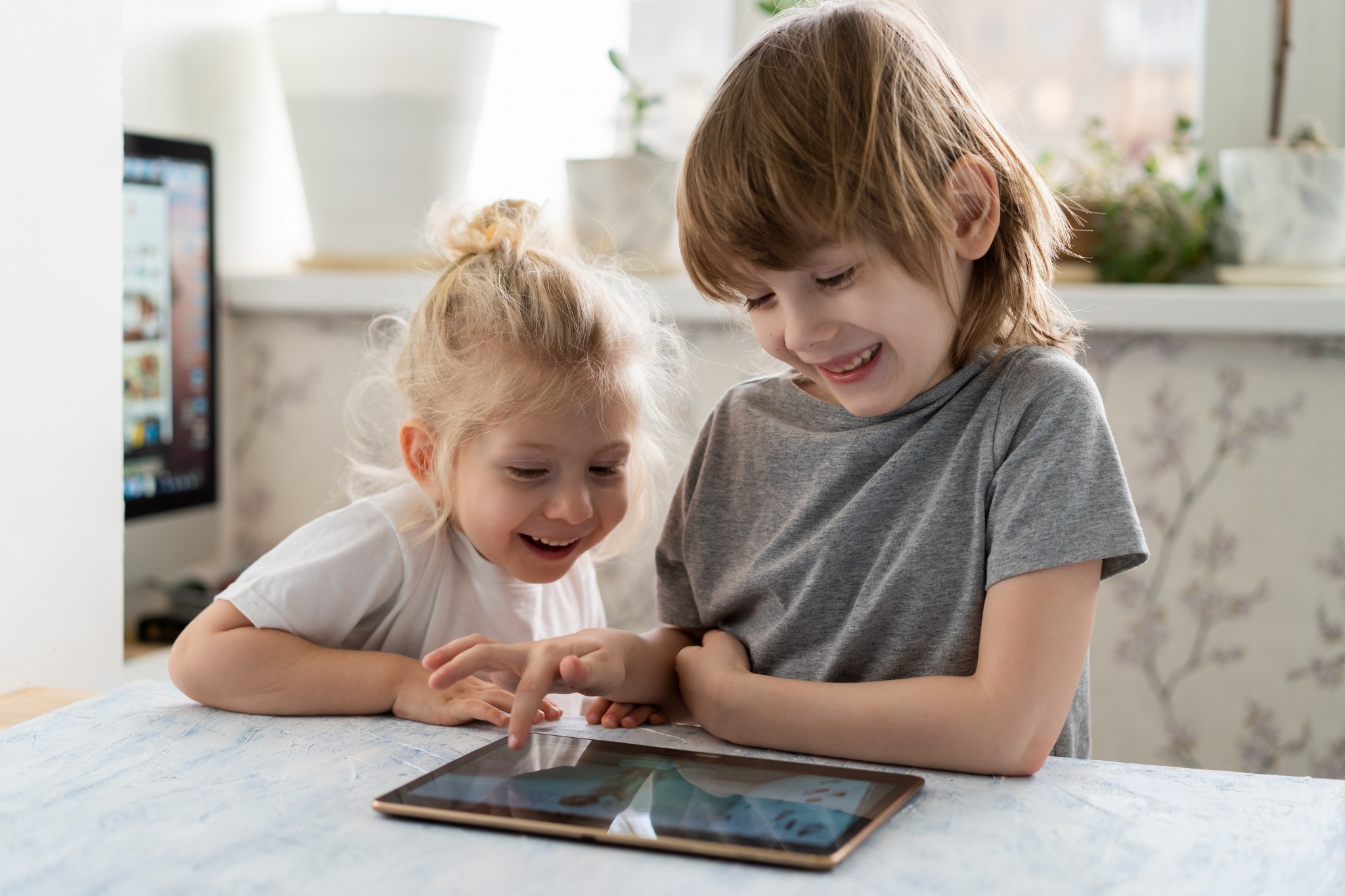 Cine sunt copiii generatiei Alpha? - Itsy Bitsy