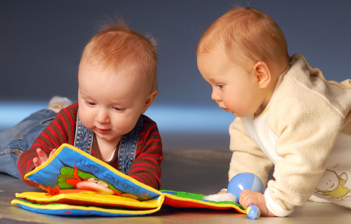 Cum incepe o prietenie pentru copiii mici - Itsy Bitsy